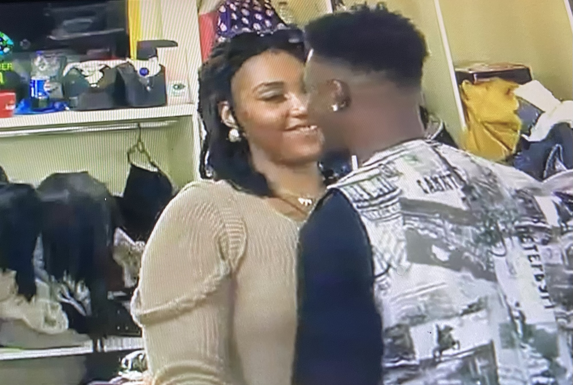 Sultana and Jason Spotted Kissing After Saturday Night Party - Drillogist